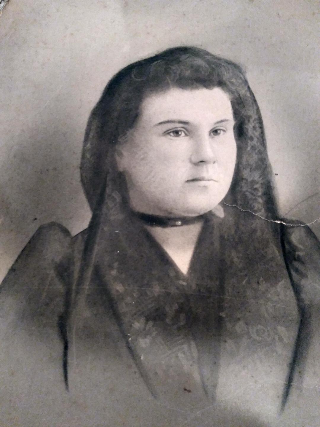 PO103 - Cape George Museum, Potraits